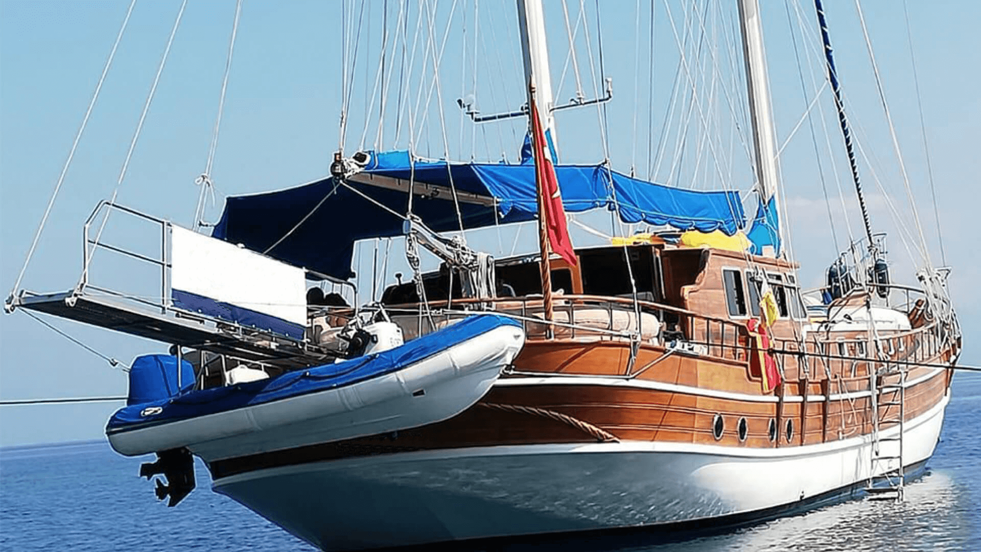 Bodrum Delux Gulet ile Mavi Tur 5 Kabin 25 Metre